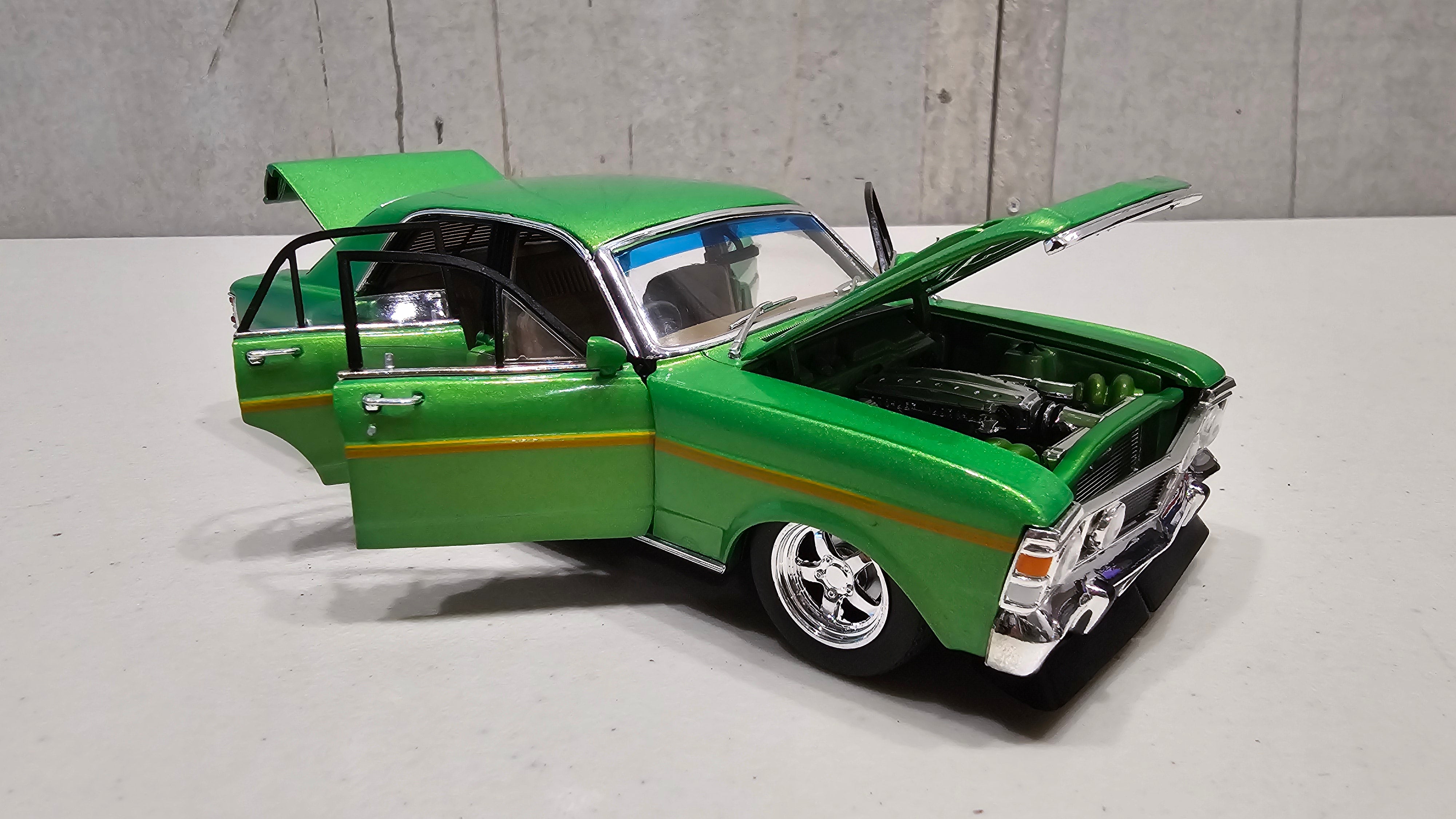 XW GS CUSTOM “THE SKID PIG” 1:24 SCALE DIECAST MODEL