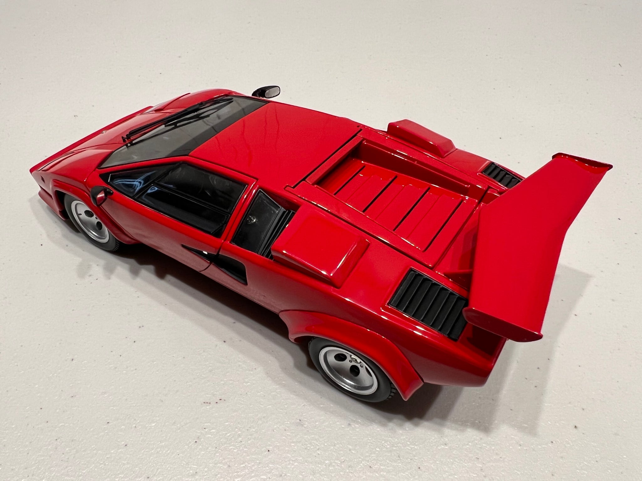 Lamborghini Countach LP500S - Red - Product specification as identical