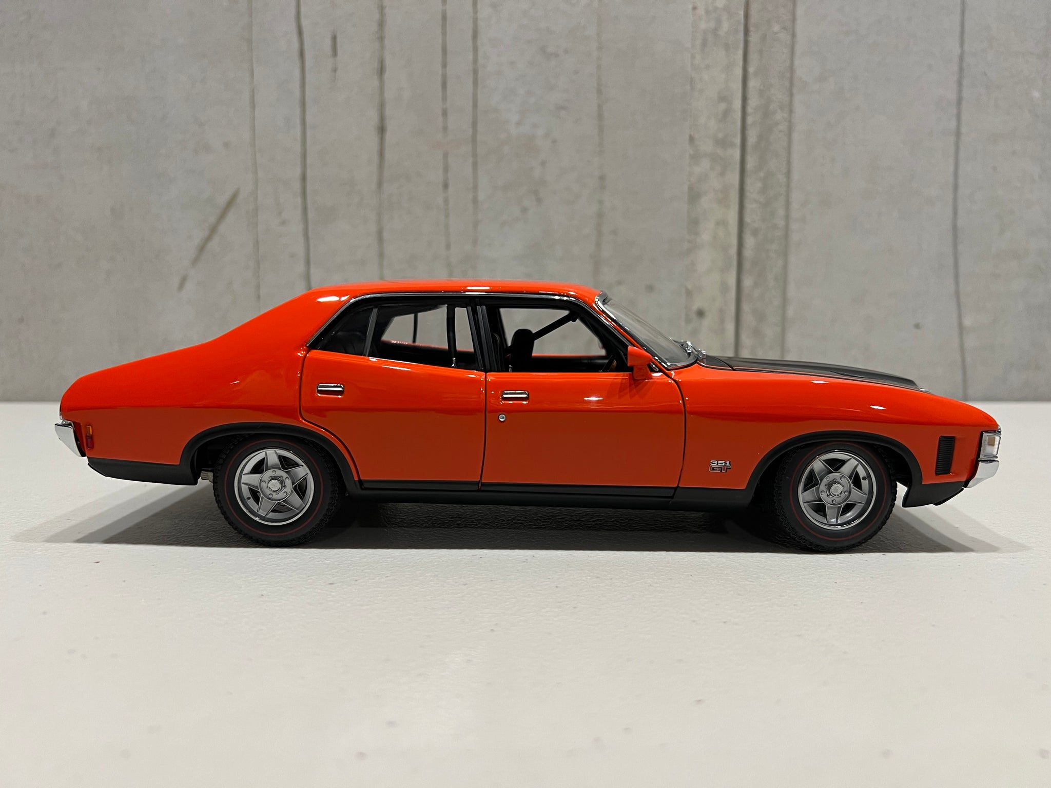 FORD XA FALCON PHASE IV GT-HO - 1:18 DIECAST MODEL