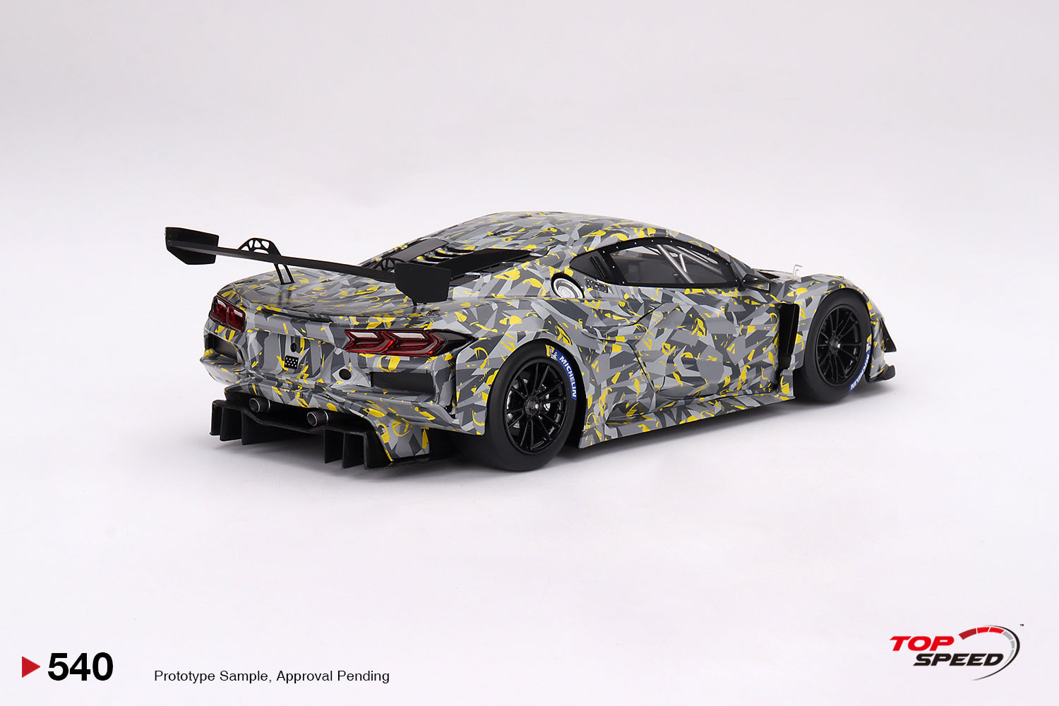 CHEVROLET CORVETTE Z06 GT3.R 2022 SEBRING TEST CAR - 1:18 SCALE MODEL