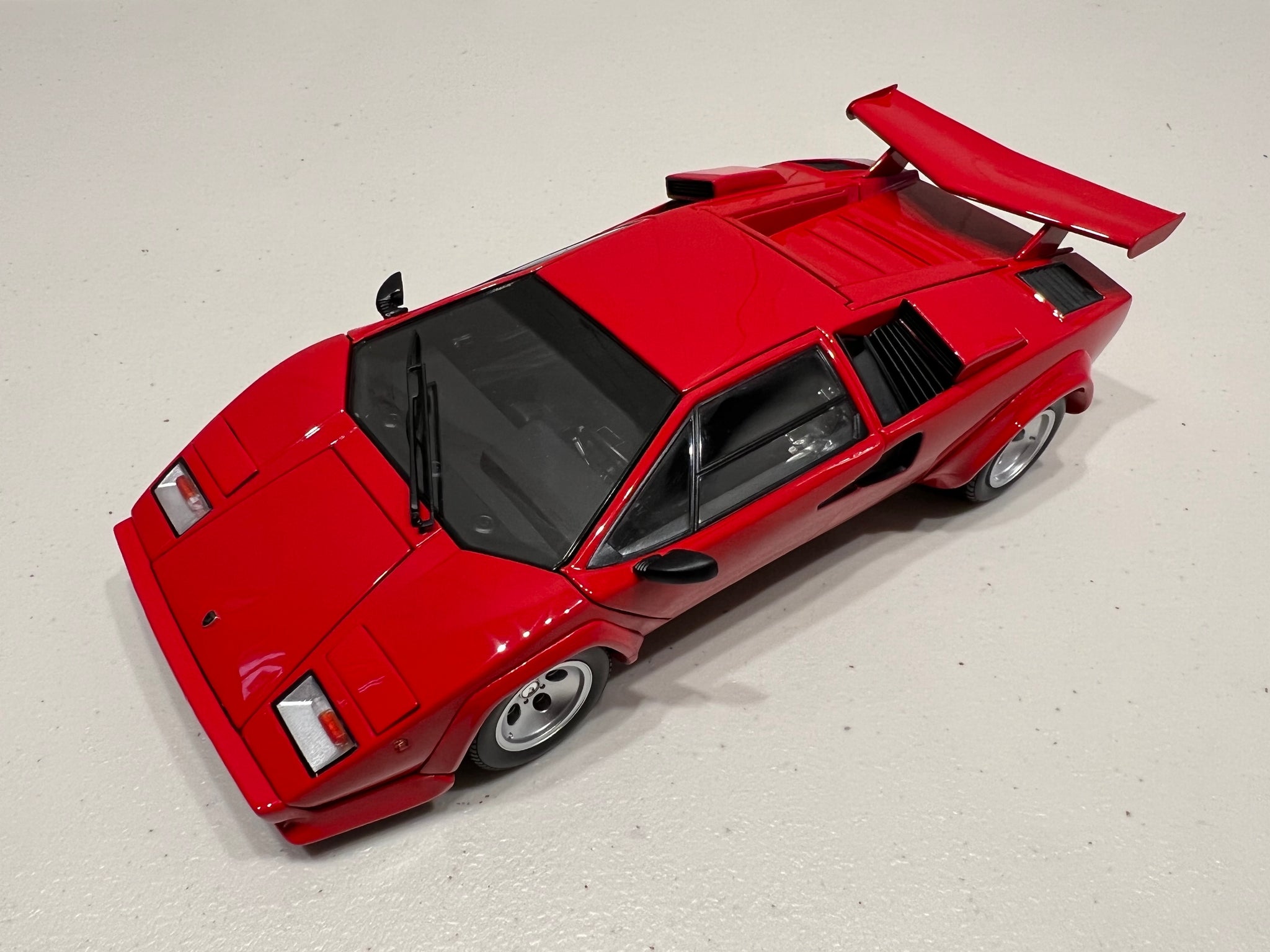 Lamborghini Countach LP500S - Red - Product specification as identical