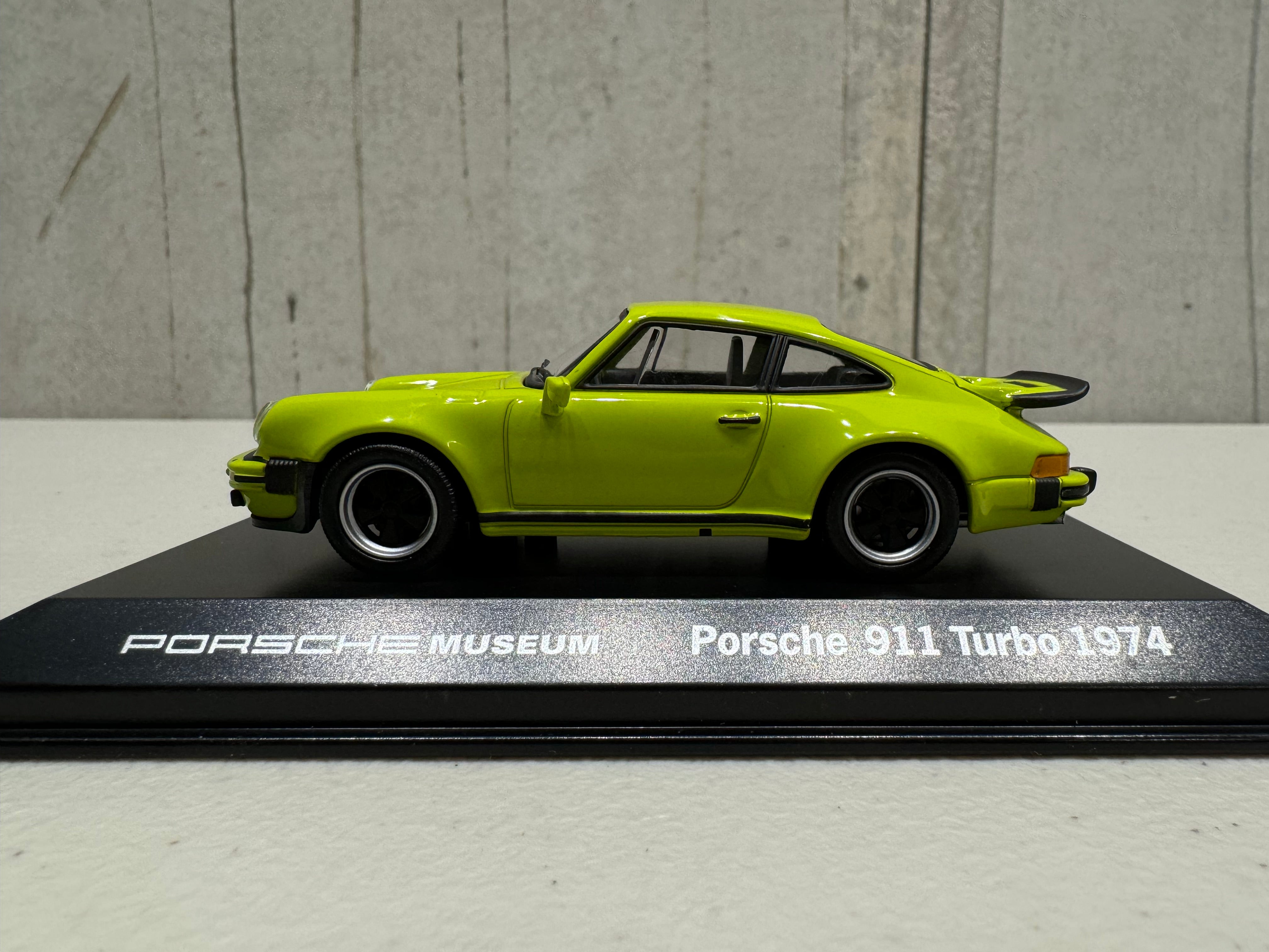 PORSCHE 911 TURBO - 1974 - PORSCHE MUSEUM - 1:43 SCALE MODEL - Spark ...