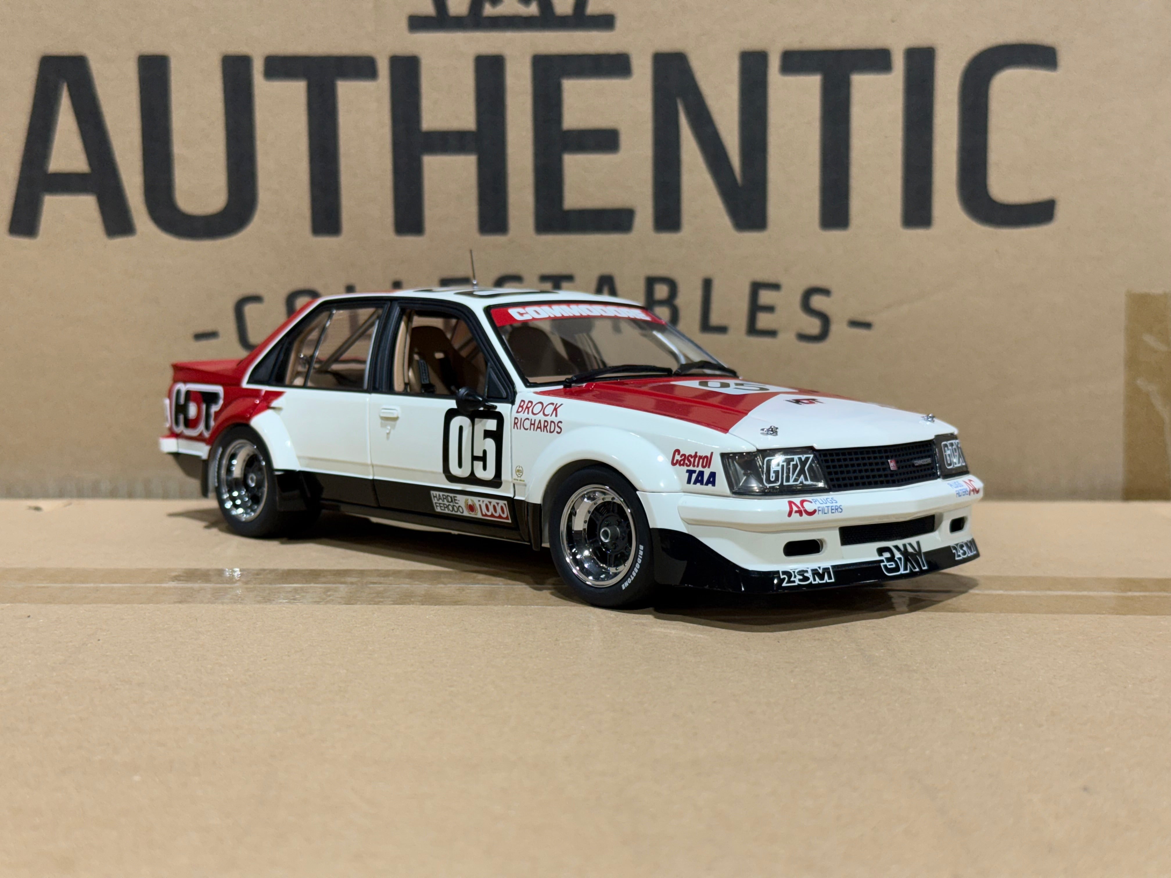 1980 Bathurst Winner Peter Brock/Richards - Holden VC Commodore - 1:18