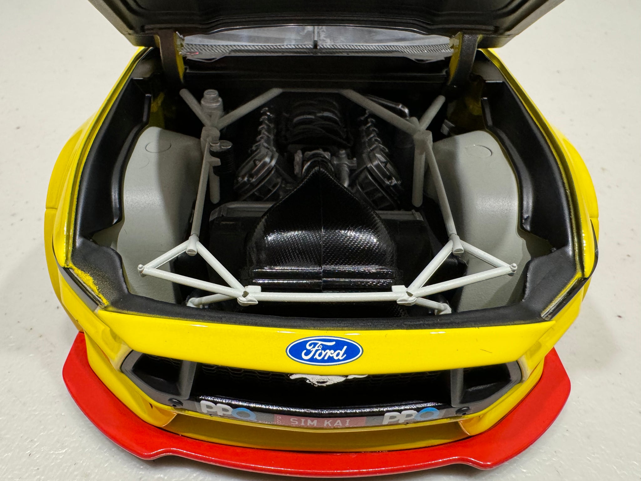Simona De Silvestro - Kai Allen - Shell V-Power Racing Team #98 Ford M