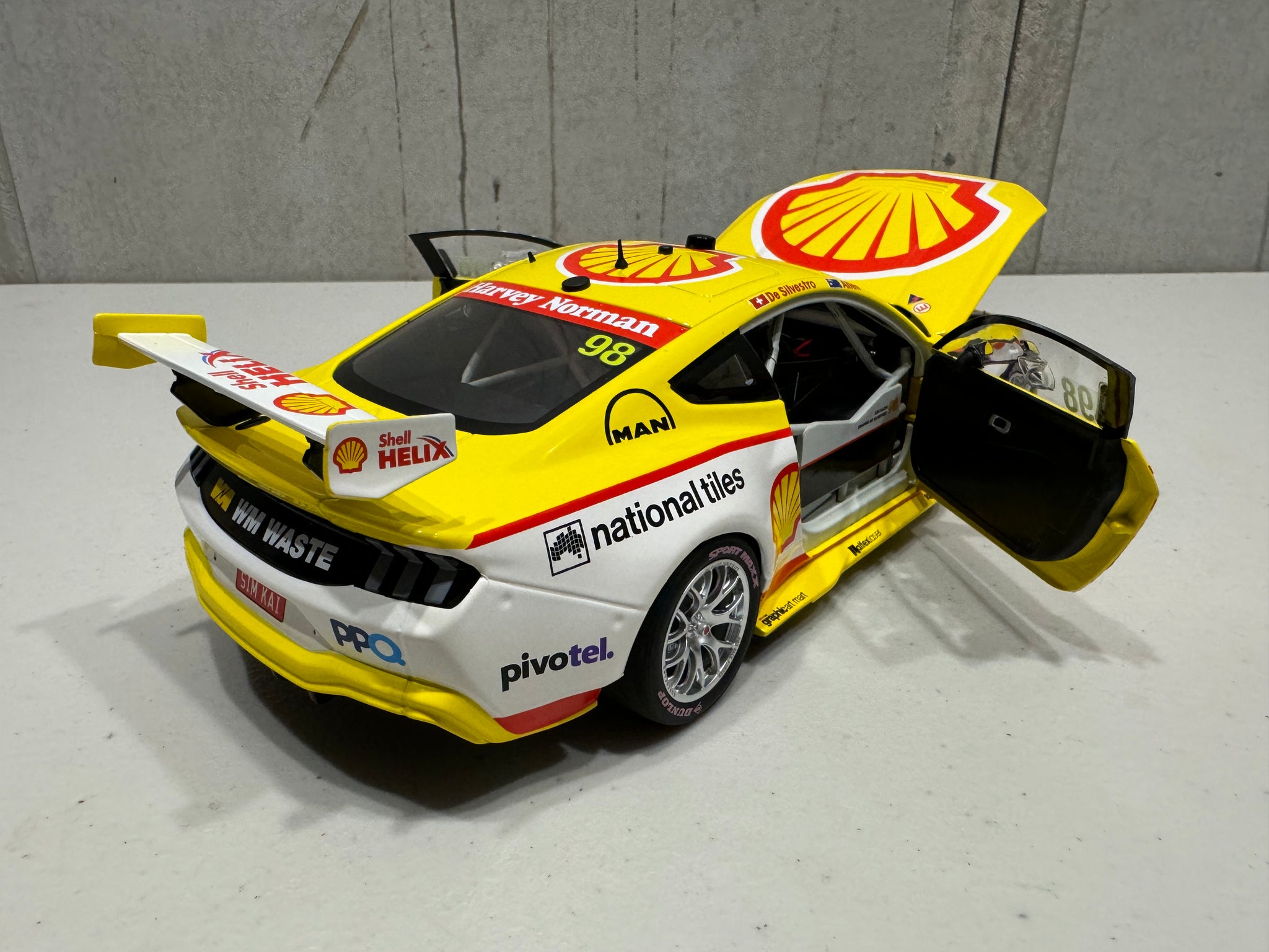 Simona De Silvestro - Kai Allen - Shell V-Power Racing Team #98 Ford M ...