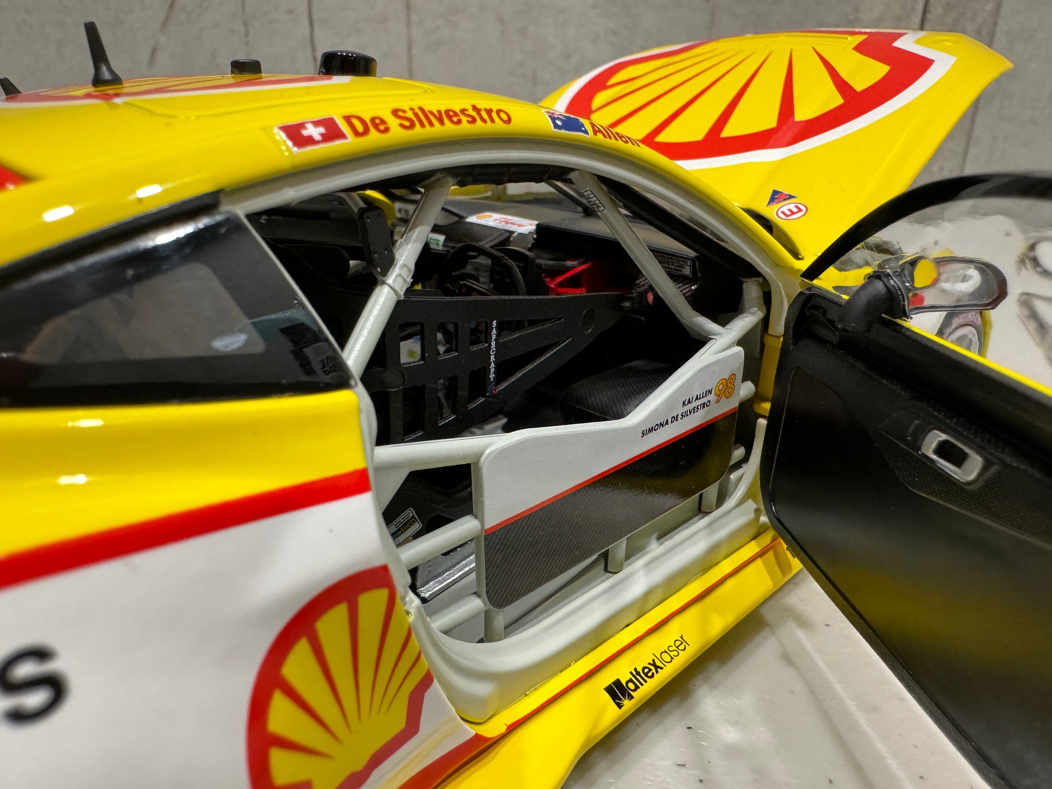 Simona De Silvestro - Kai Allen - Shell V-Power Racing Team #98 Ford M ...