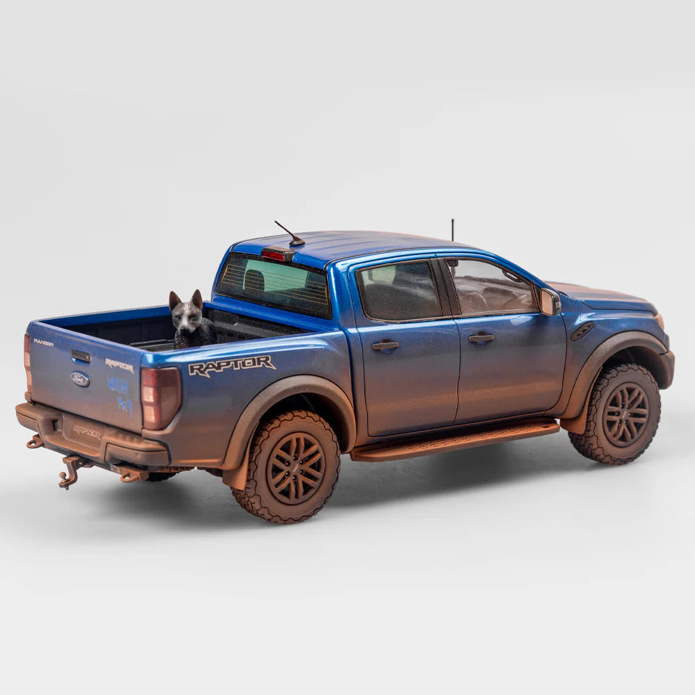 Ford Ranger Raptor - Velocity Blue - Dirty Version With Dog - 1:18 Sca ...