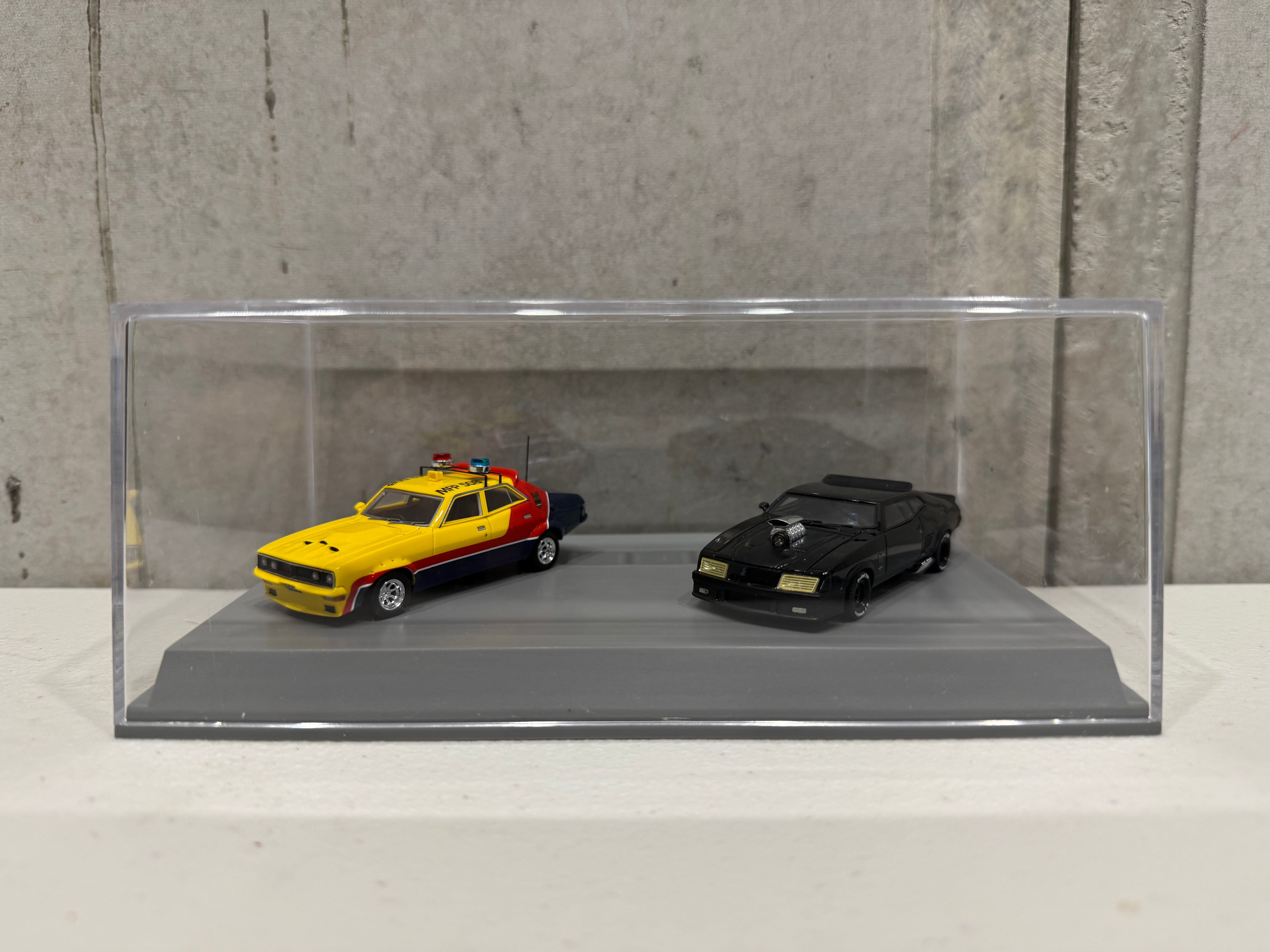 MFP & INTERCEPTOR TWIN SET - 1:43 SCALE MODELS