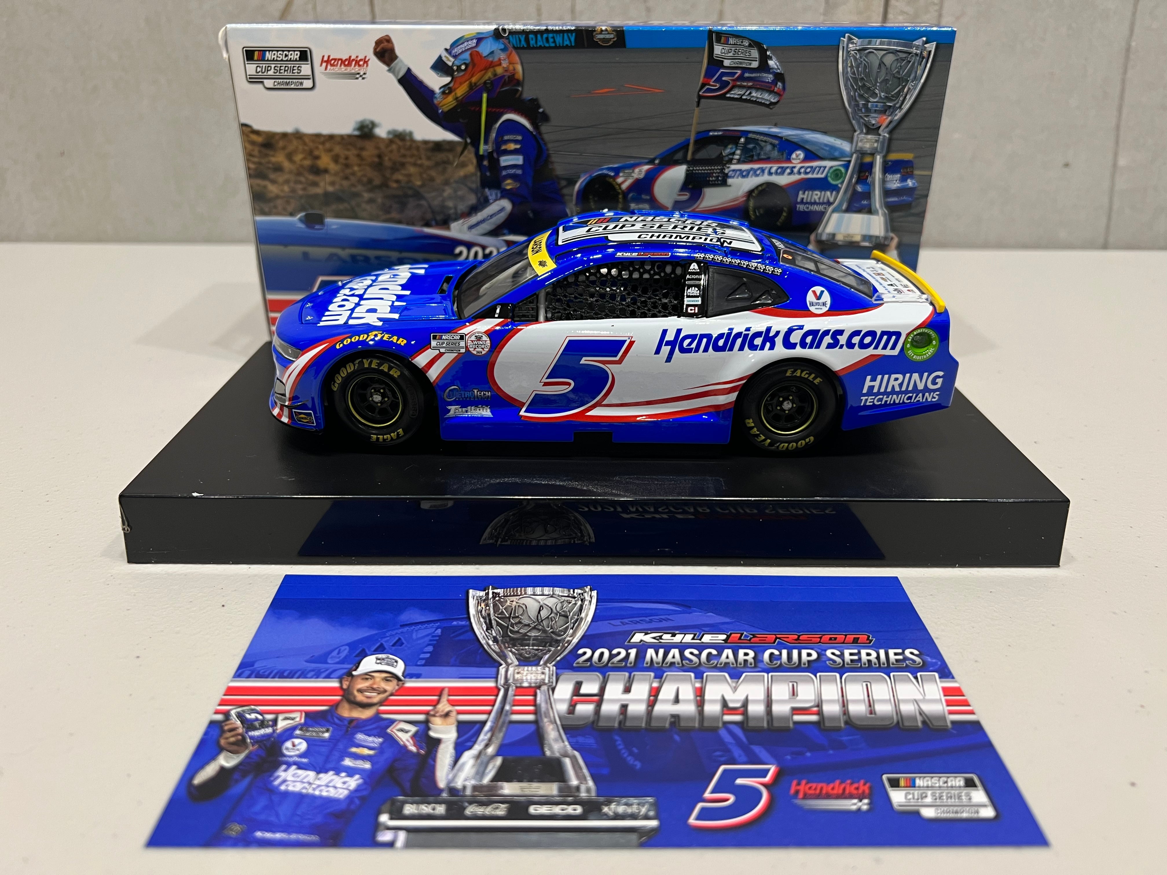 Kyle Larson 2021 HendrickCars.com NASCAR Cup Series Champion 1:24 ARC