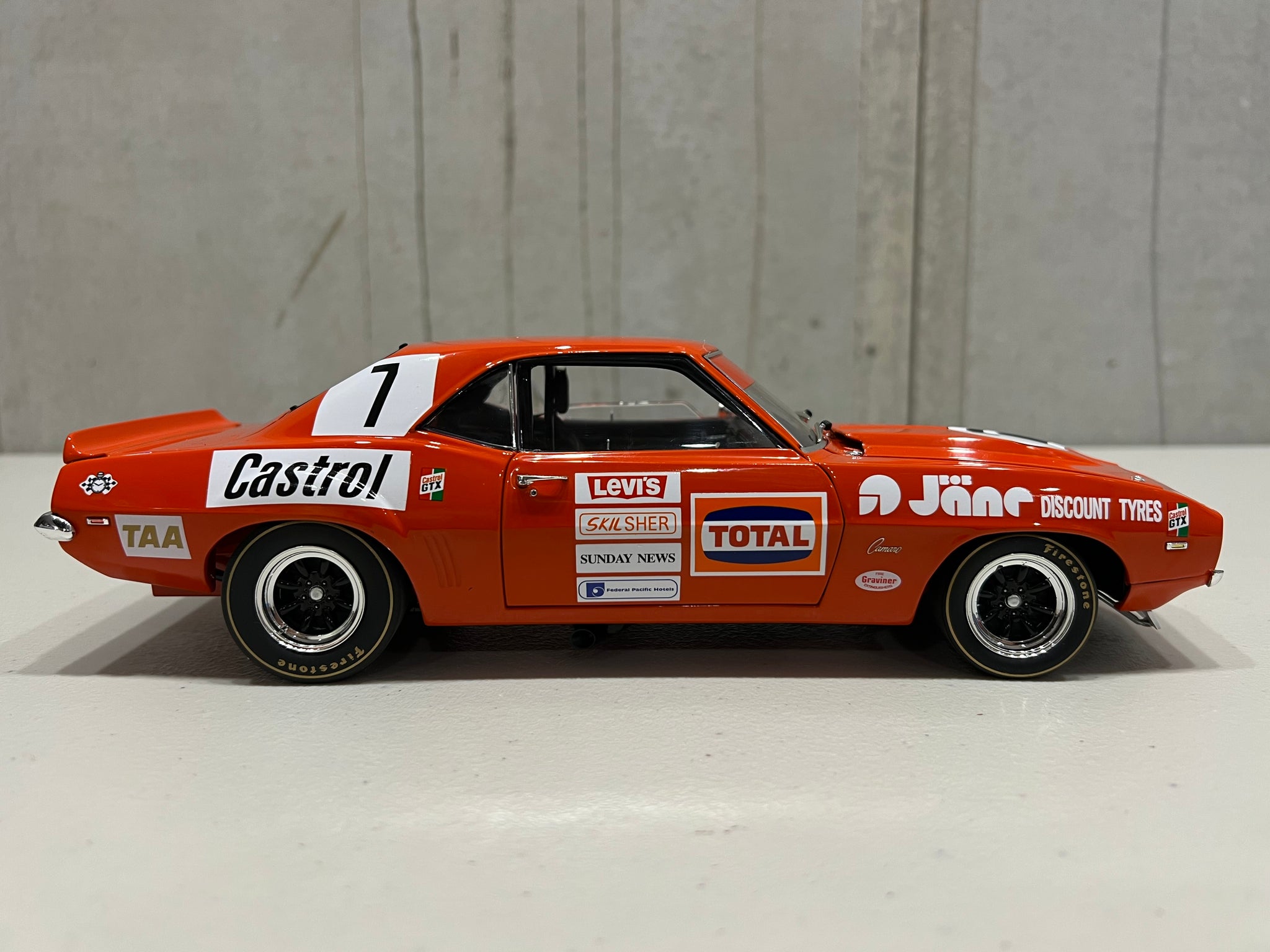 Chevrolet Camaro 1972 ATCC Round 1 Symmons Plains 2nd Place Car 1:18 D