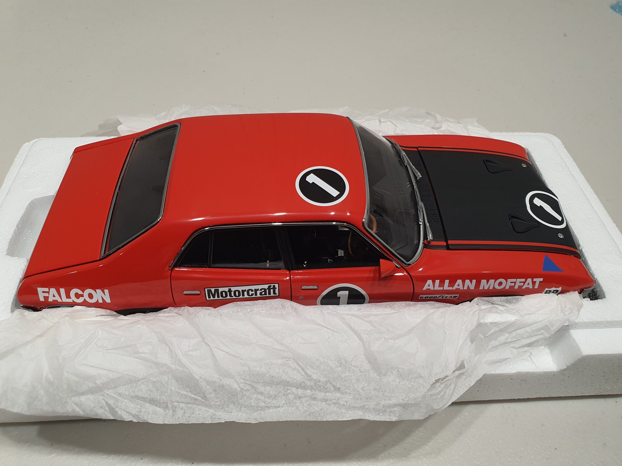 1972 FORD XA FALCON GT-HO PHASE IV RED REPPER 1:18 DIECAST MODEL ...