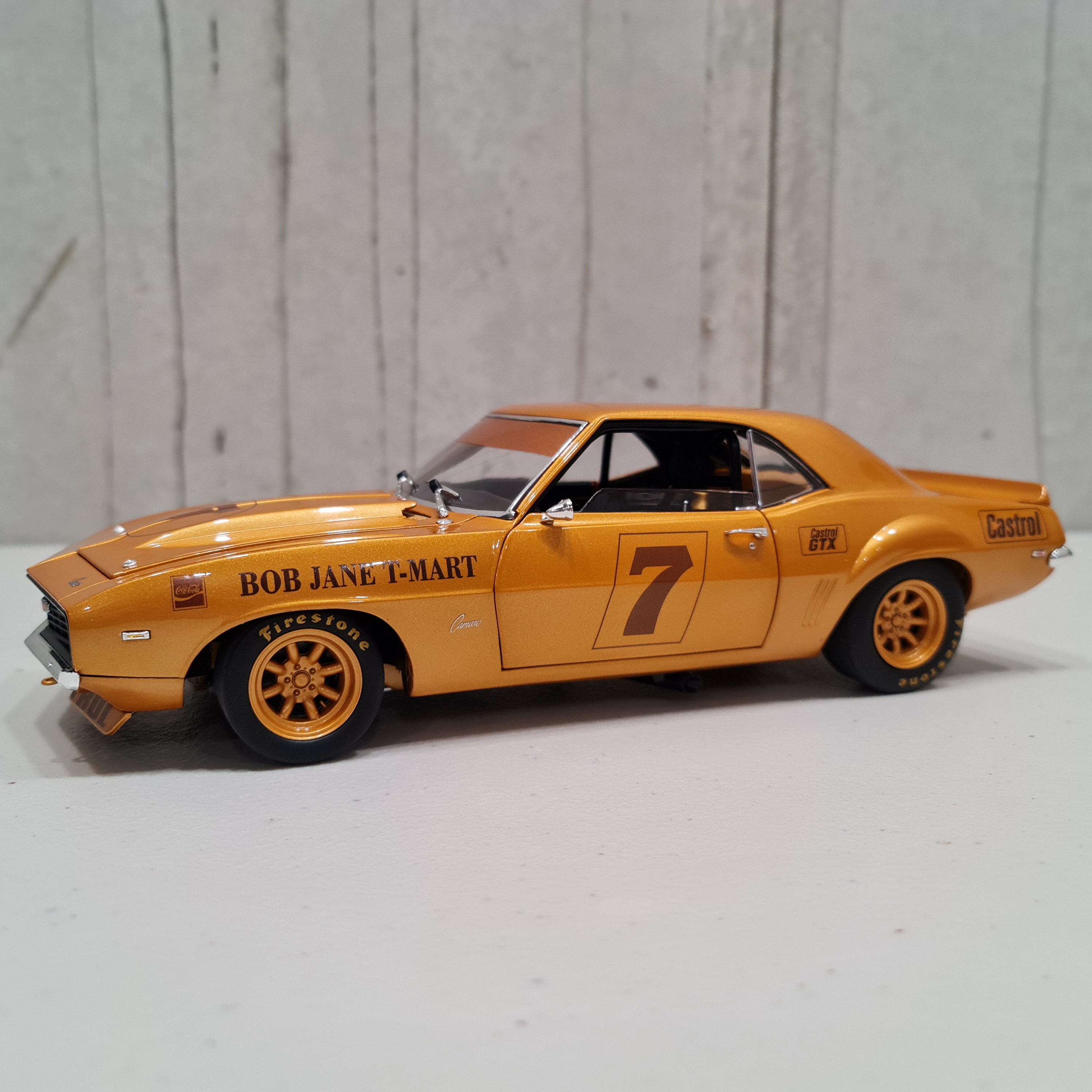 ZL-1 Camaro 1971 ATCC Winner 50th Anniversary GOLD livery - 1:18 Dieca