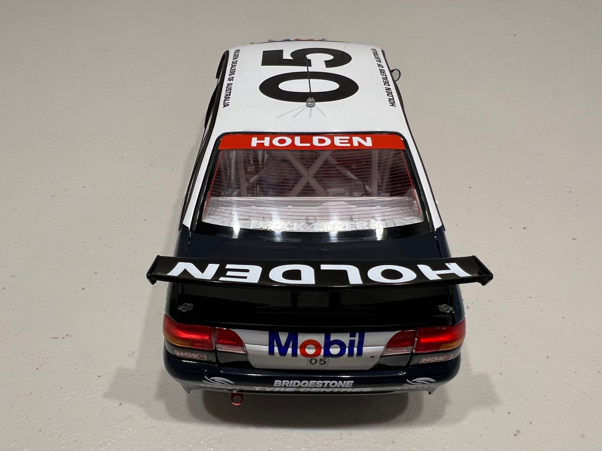 HOLDEN VR COMMODORE 1996 BATHURST 1:18 DIECAST MODEL