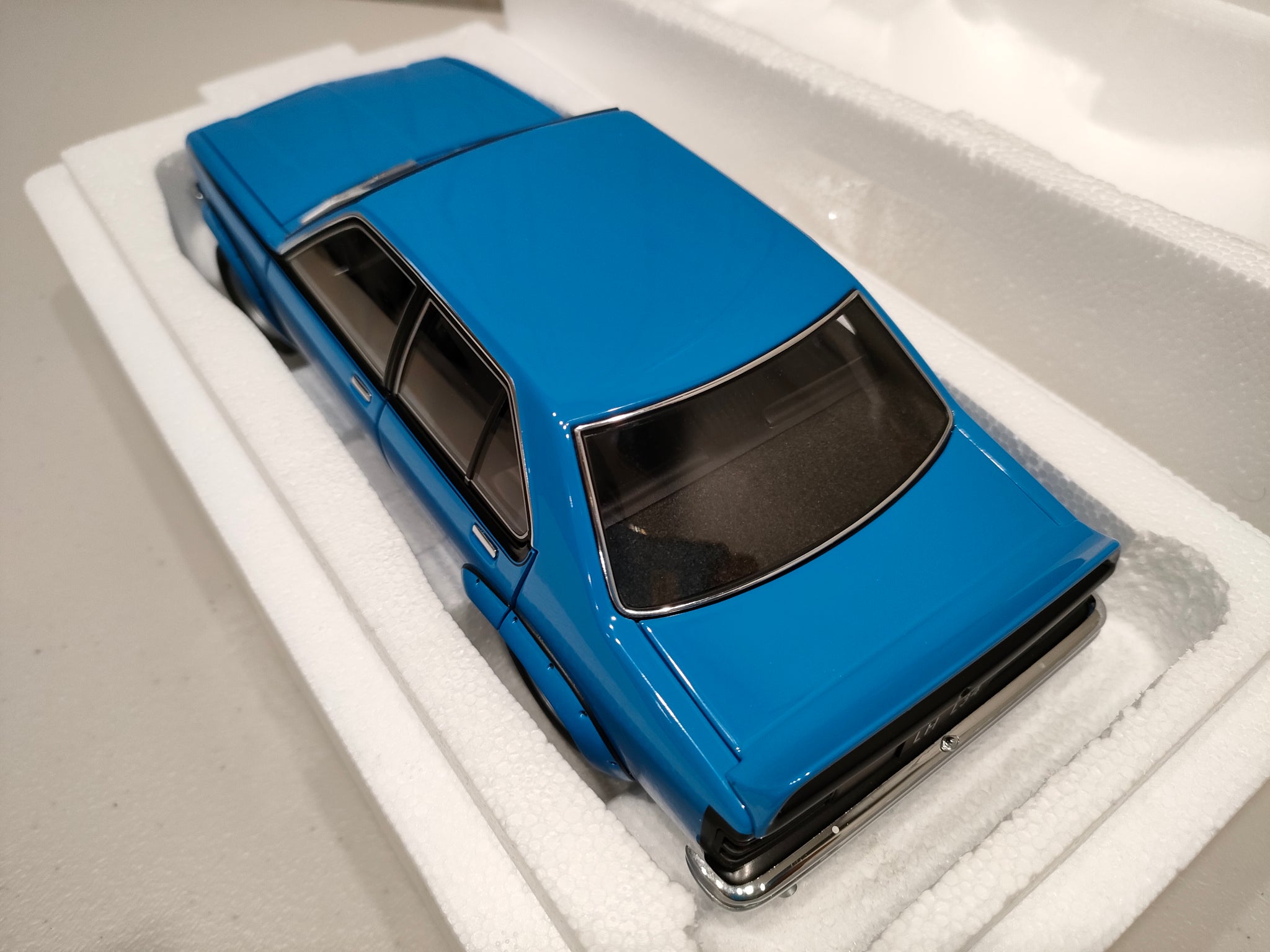 HOLDEN LH TORANA SLR 5000 L34 OPTION - BLUE - 1:18 SCALE - DIECAST MOD